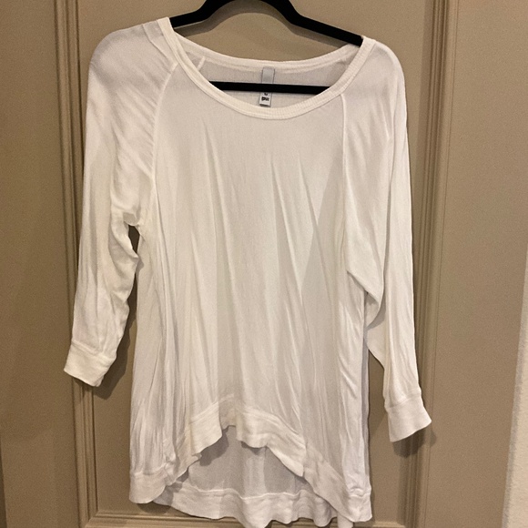Wilt | Tops | W By Wilt Made In Usa White 34 Sleeve Tee Tunic High Low ...